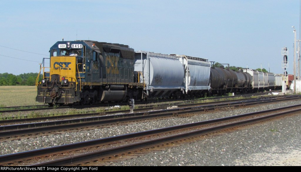 CSXT 8458